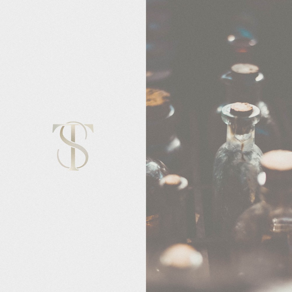 The Shahdokht - Logo Design - JM Graphic Design